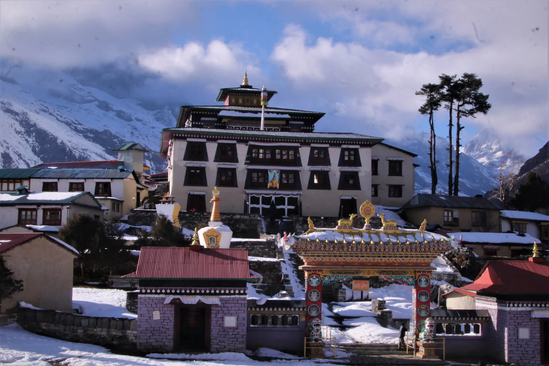 Colorful Mani Rimdu Festival- Number 1 Festival in Everest